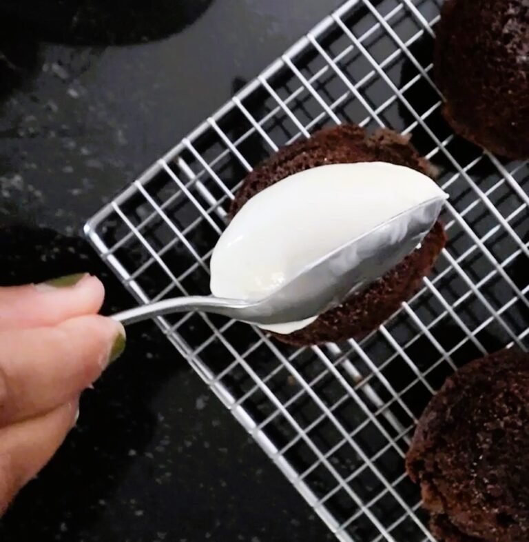 How to Quenelle Like a Pastry Chef: Step-by-Step Guide - Flour & Fiction